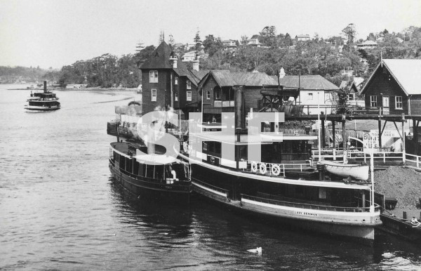 003 Lady Denman-Fig Tree Depot 1925