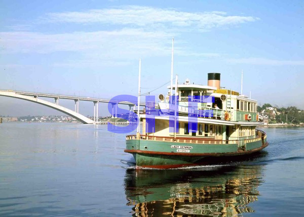 036 Lady Denman Ferry St.Wharf-stern-1969